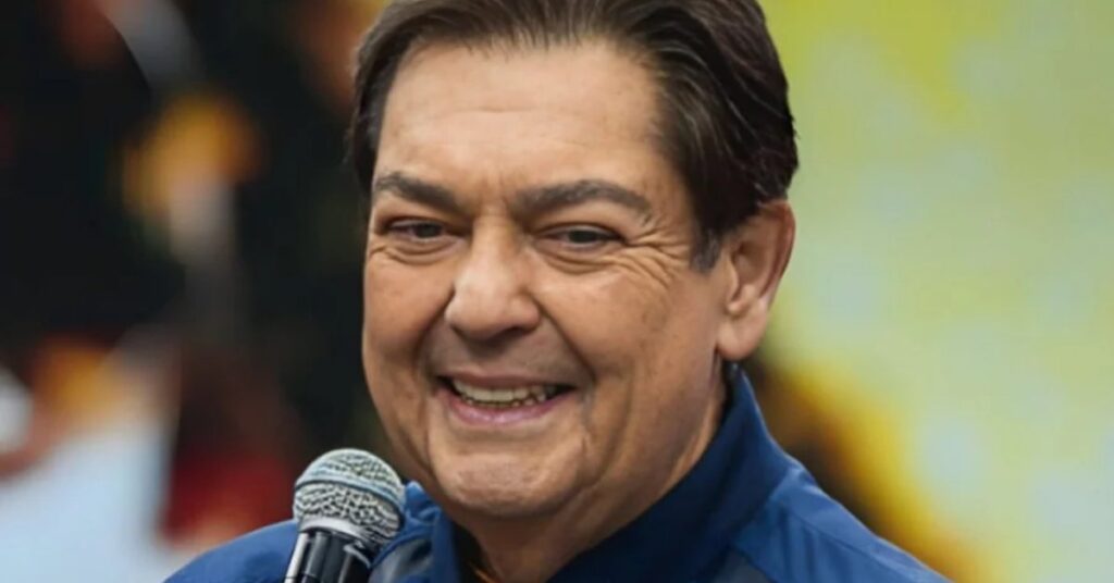 Faustão faz rara aparição após enfrentar diversos problemas de saúde ...